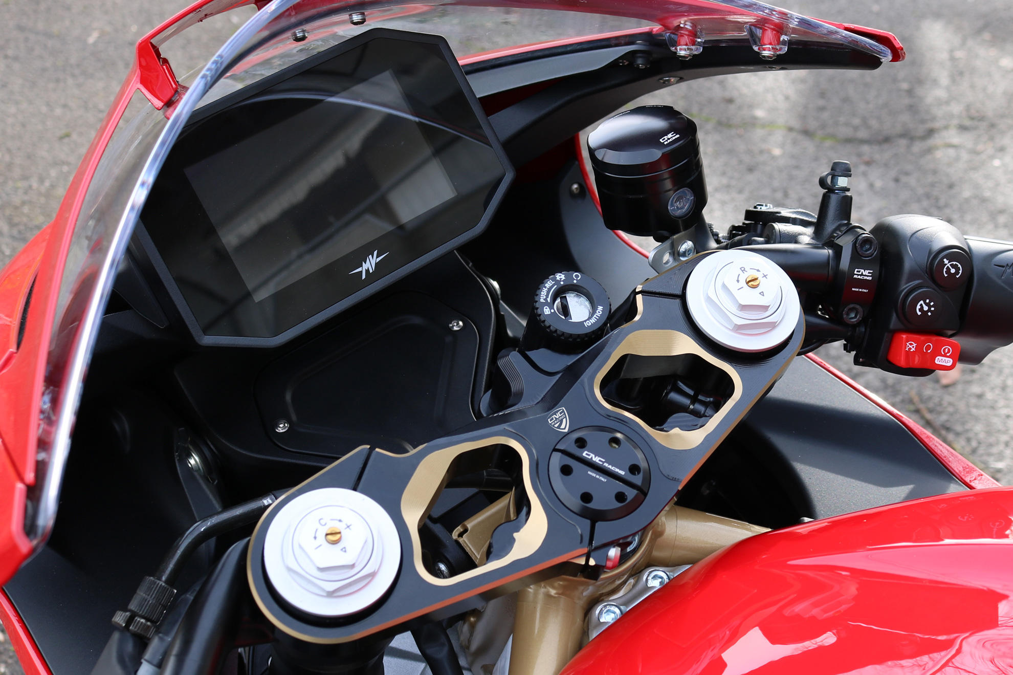 Triple clamps - Top Yoke - Bicolor - Cnc Racing | Cnc Racing