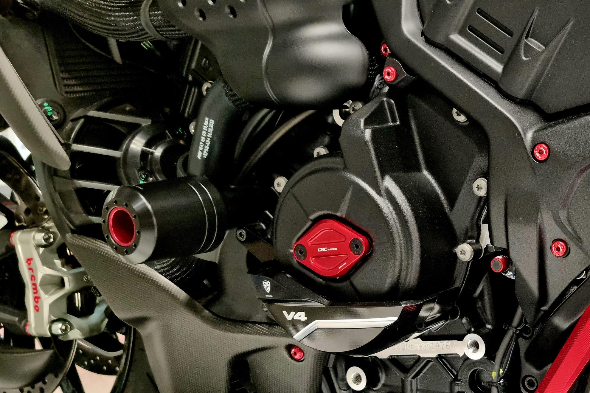 Frame crash protectors Ducati Diavel V4 - Cnc Racing | Cnc Racing