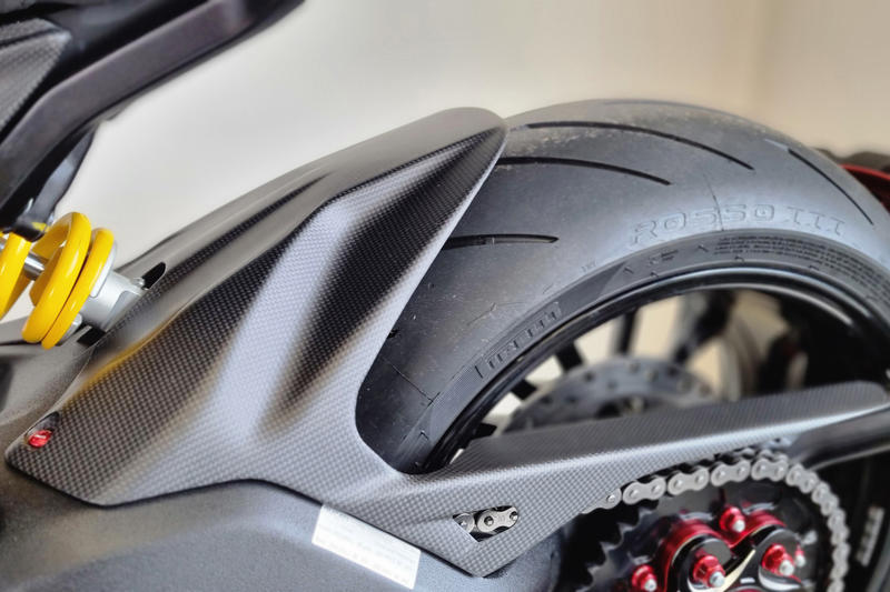 Rear mudguard Ducati Diavel V4 - Carbon | Cnc Racing