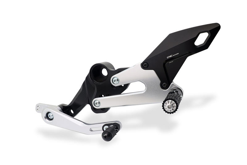 Adjustable rear sets Aprilia RS 660 - Tuono 660 | Cnc Racing